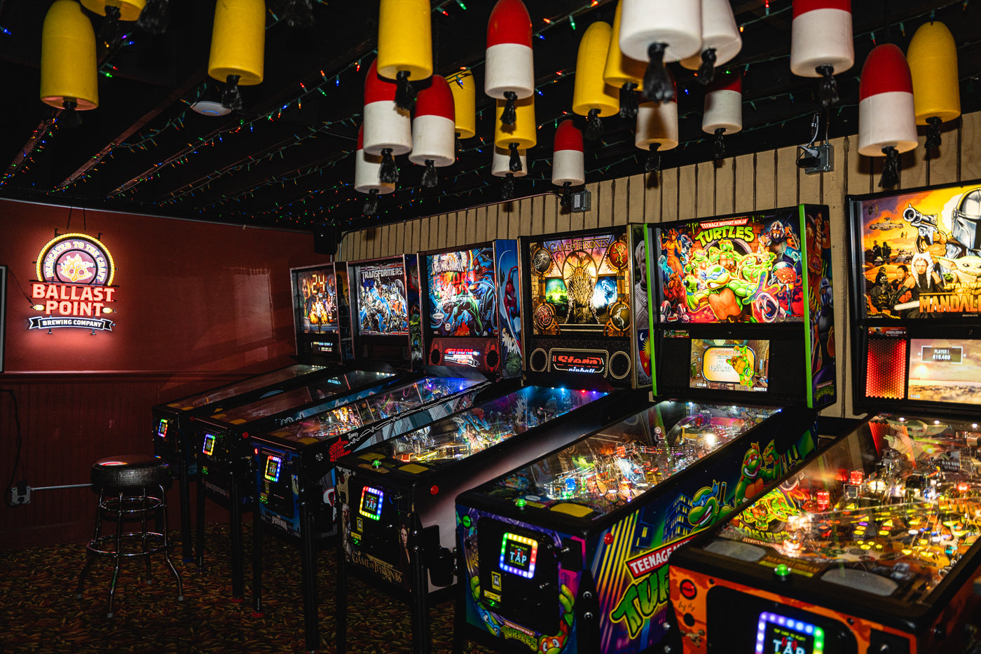 Arcade Fun Classic & Modern Games in San Diego – Harbor Town Pub